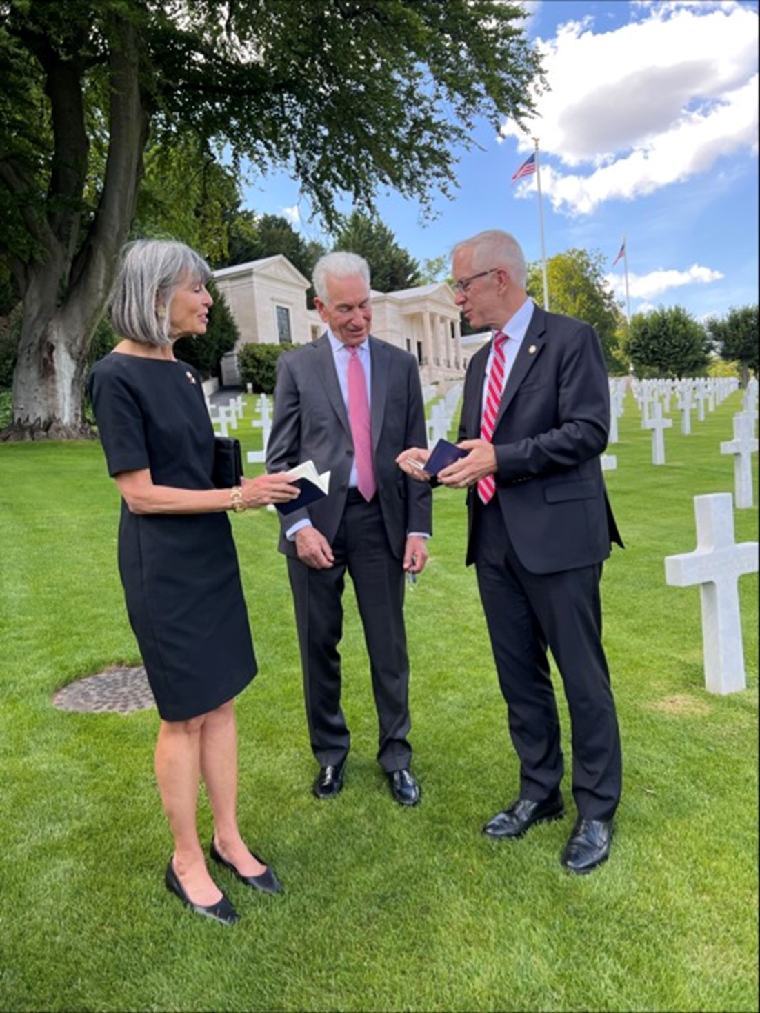 New US Ambassador to France visits Suresnes American Cemetery ...