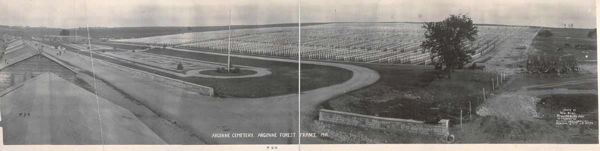 A black and white image from 1919 shows the temporary cemetery ...
