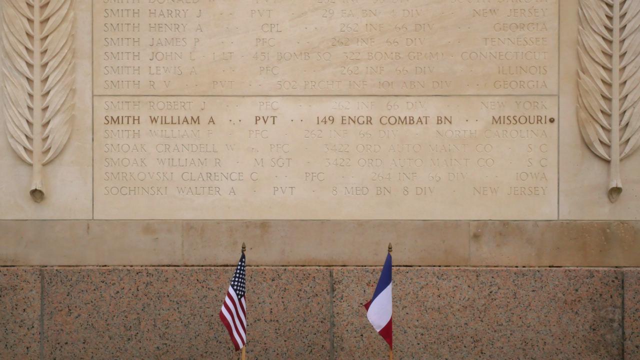 Rosette placed for Missouri soldier - American Battle Monuments ...