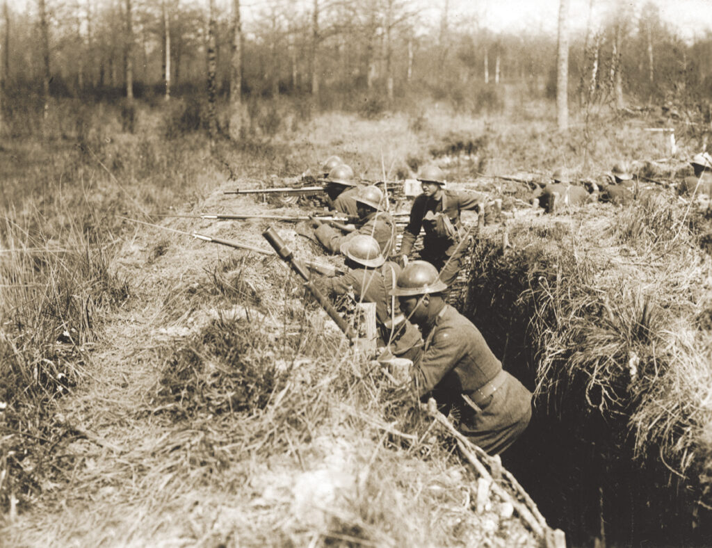 Soldiers of the 369th Infantry Regiment, 93rd Division, in a trench ...
